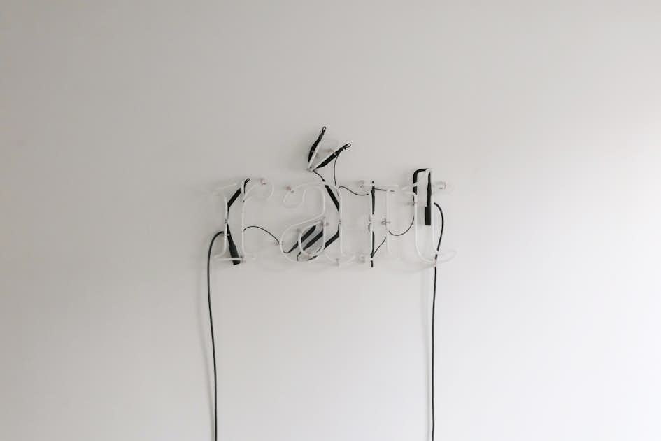 その言葉が記憶するものを忘れないために。飯岡陸評 良知暁「シボレート / schibboleth」展｜画像ギャラリー 3 / 8｜美術手帖