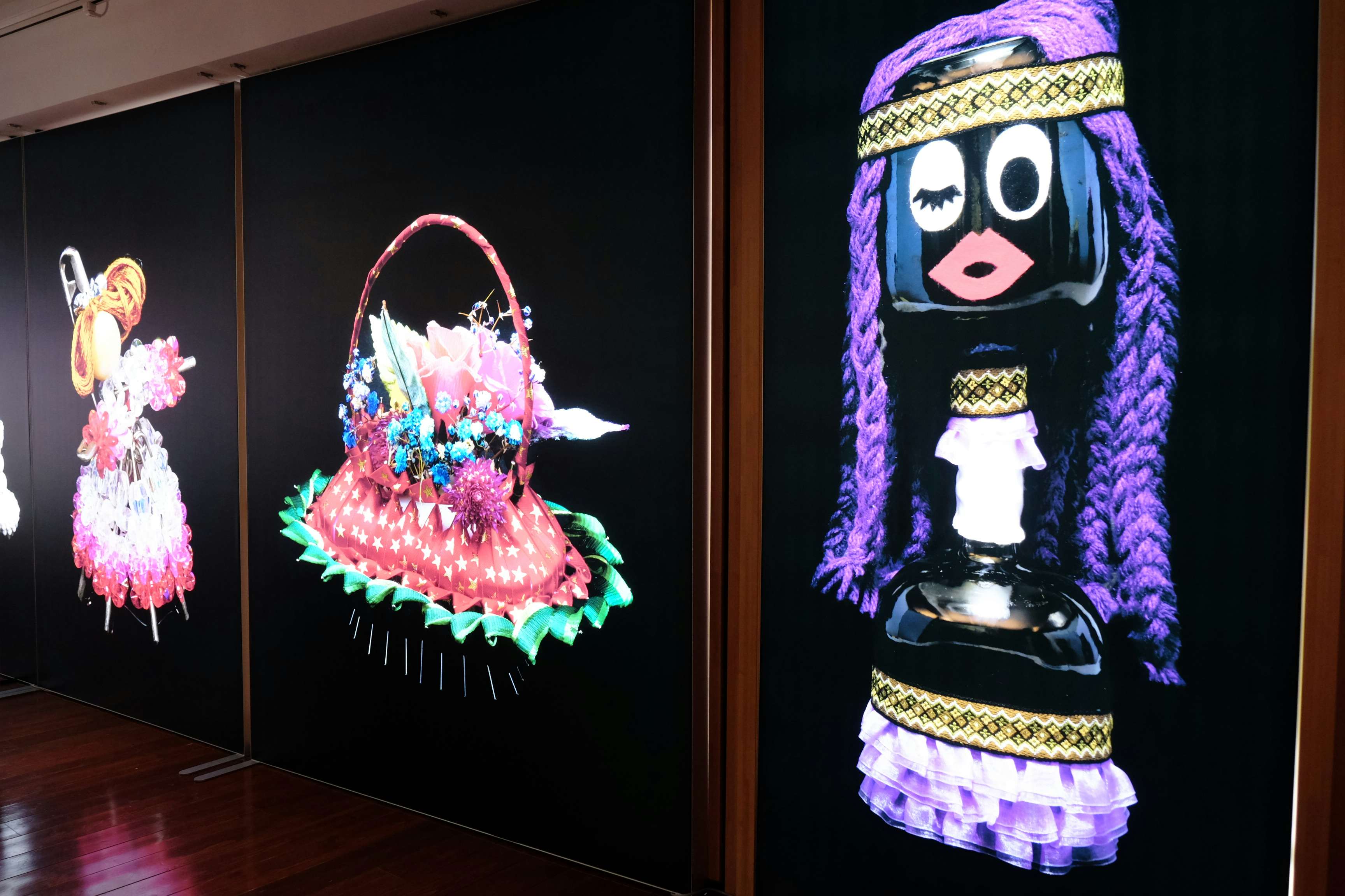 1000点を超える「おかんアート」でその世界を紹介。東京都渋谷公園通りギャラリーの「ニッポン国おかんアート村」に注目｜画像ギャラリー 11/ ...