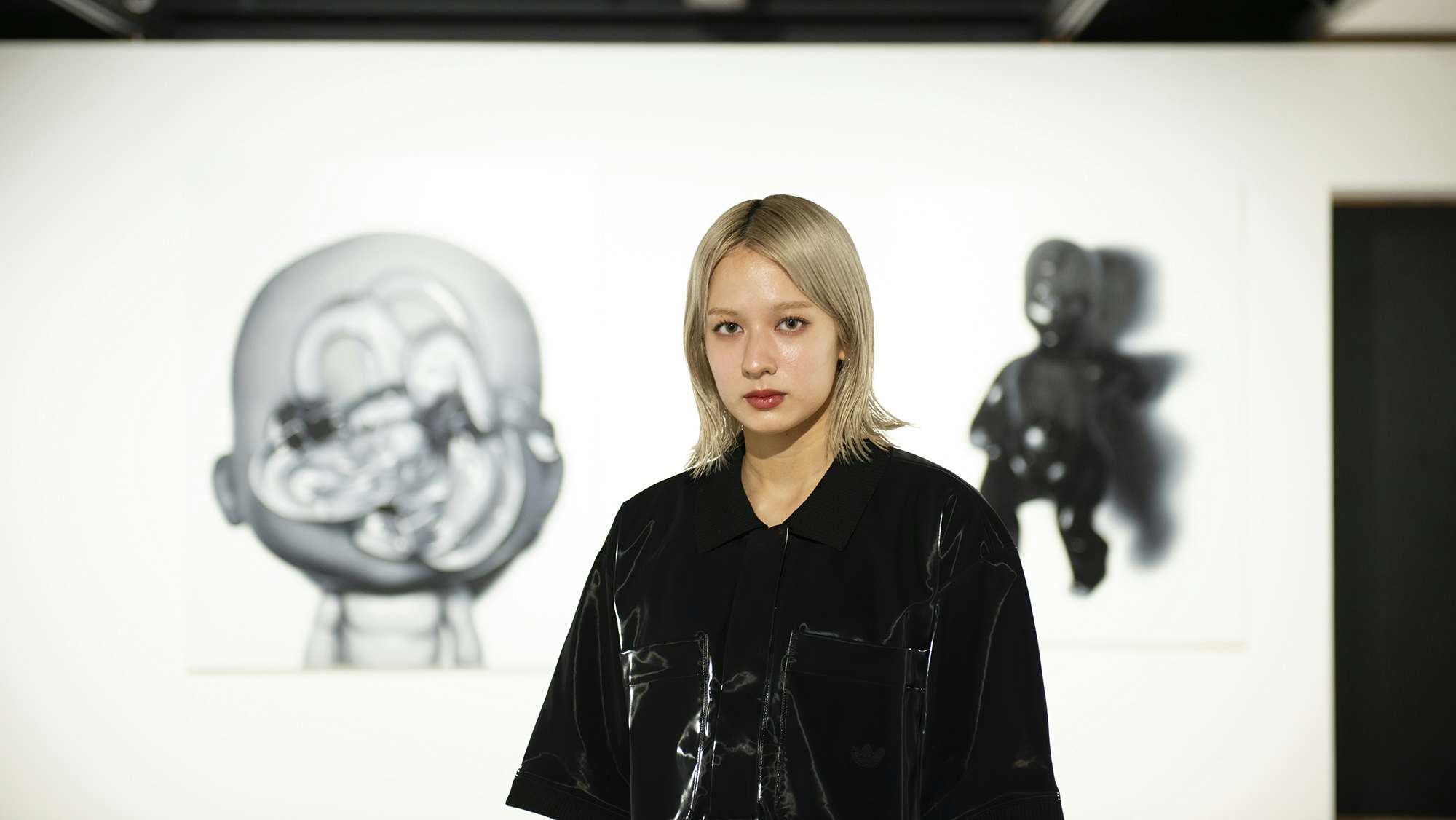 注目の人気作家10名が参加するBack Wall Project によるチャリティーグループ展「ART CIRCLES」が初開催｜美術手帖