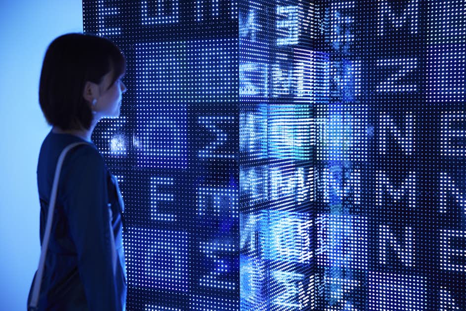 MPLUSPLUSの藤本実が提示する身体表現を拡張する方法論。CCBTで「Embodiment ++」を見る｜画像ギャラリー 2 / 10｜美術手帖