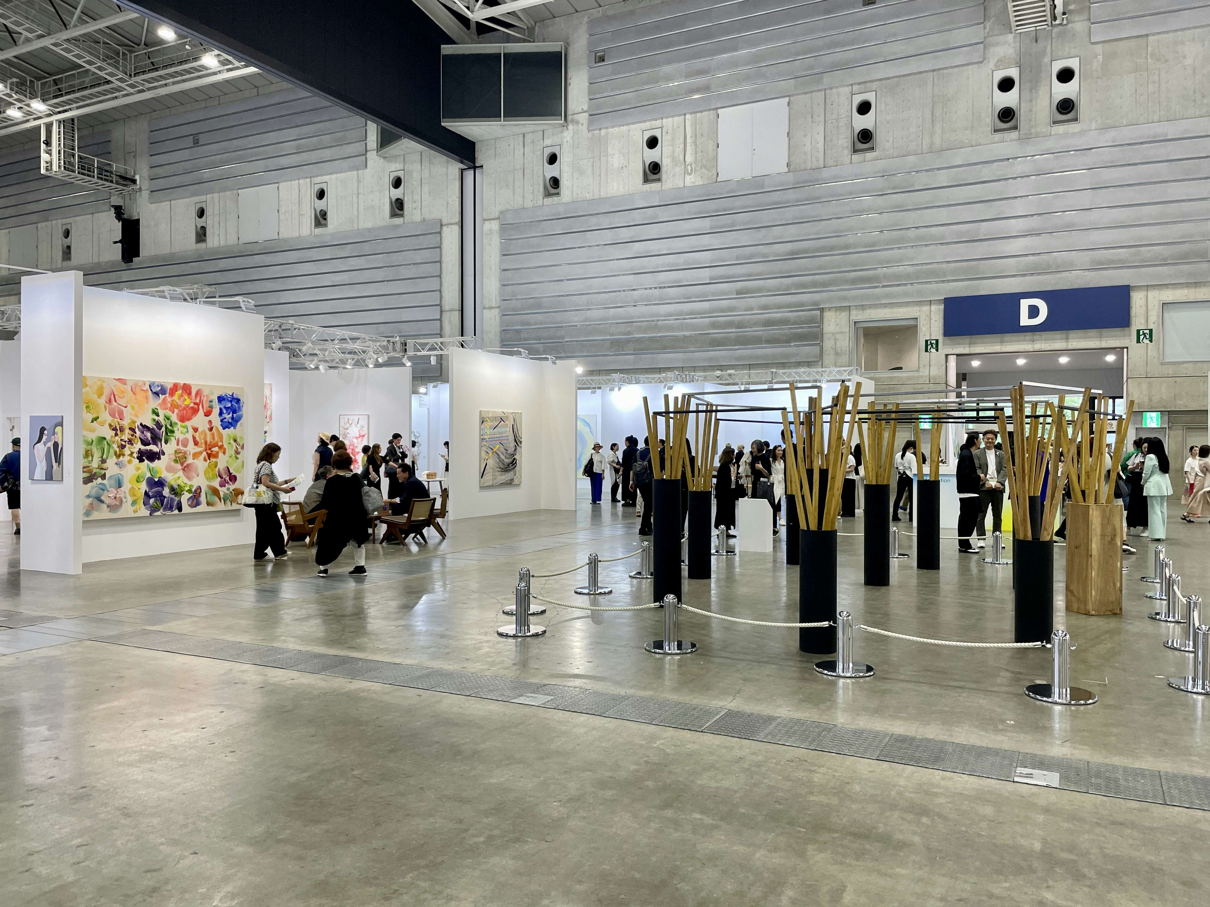 「ART FAIR ASIA FUKUOKA 2024」開幕レポート。アートフェアが独自色を持つ必要性とは？｜Page 2｜美術手帖