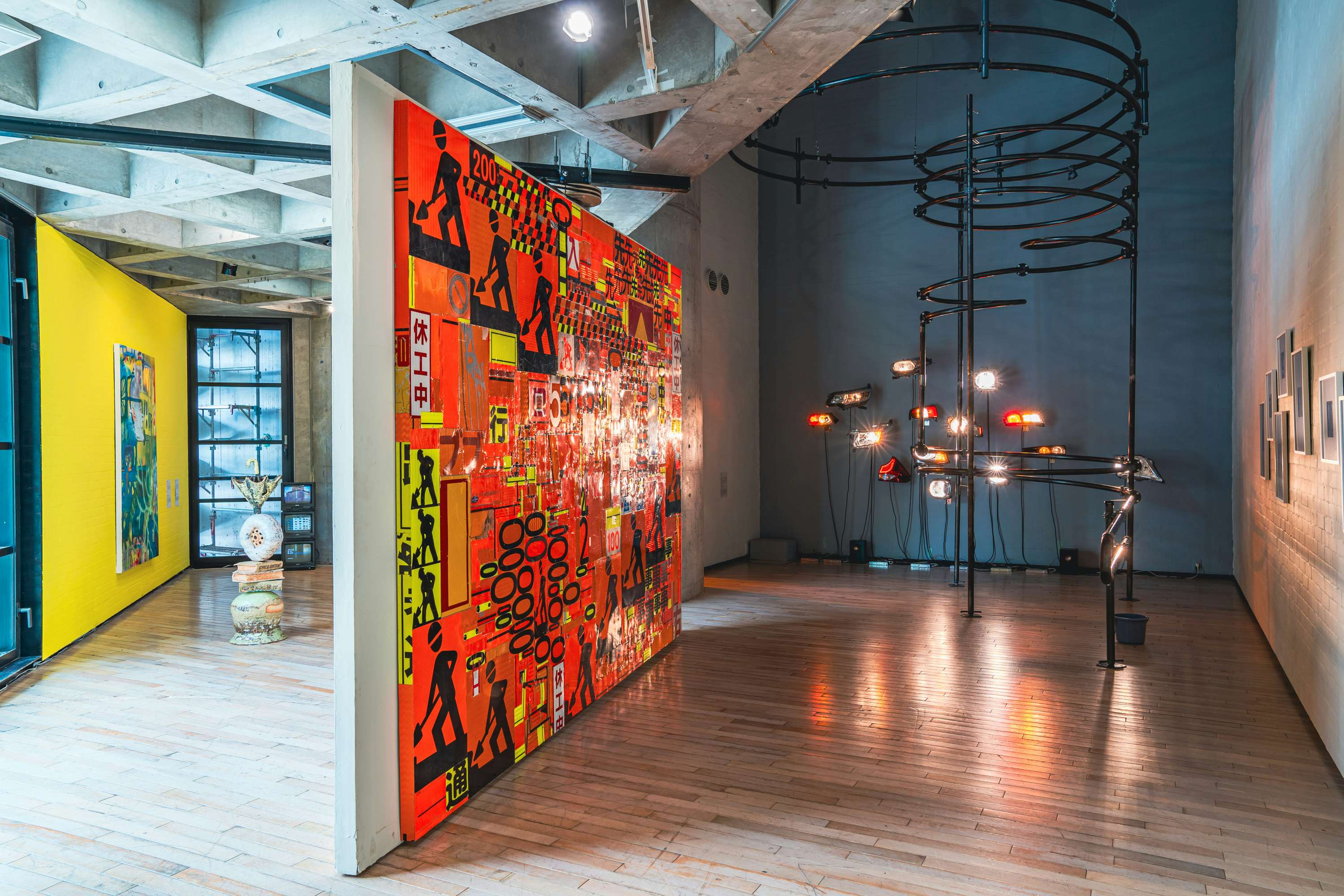 休館中のBunkamuraでSIDE CORE、河野未彩らが新作インスタレーションを発表｜美術手帖