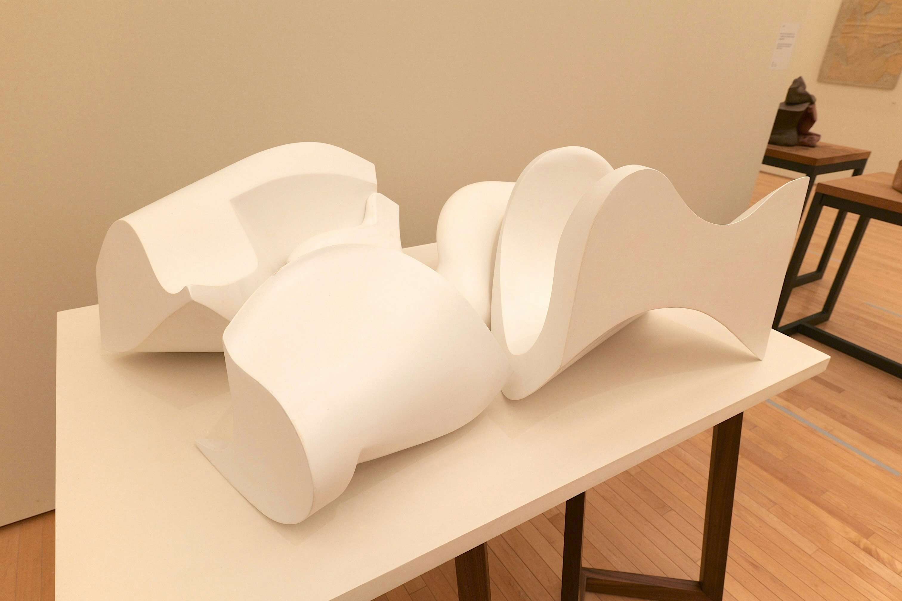 「岡﨑乾二郎 而今而後 ジコンジゴ Time Unfolding Here」（東京都現代美術館）開幕レポート。「転回」の先に見えたその造形の ...