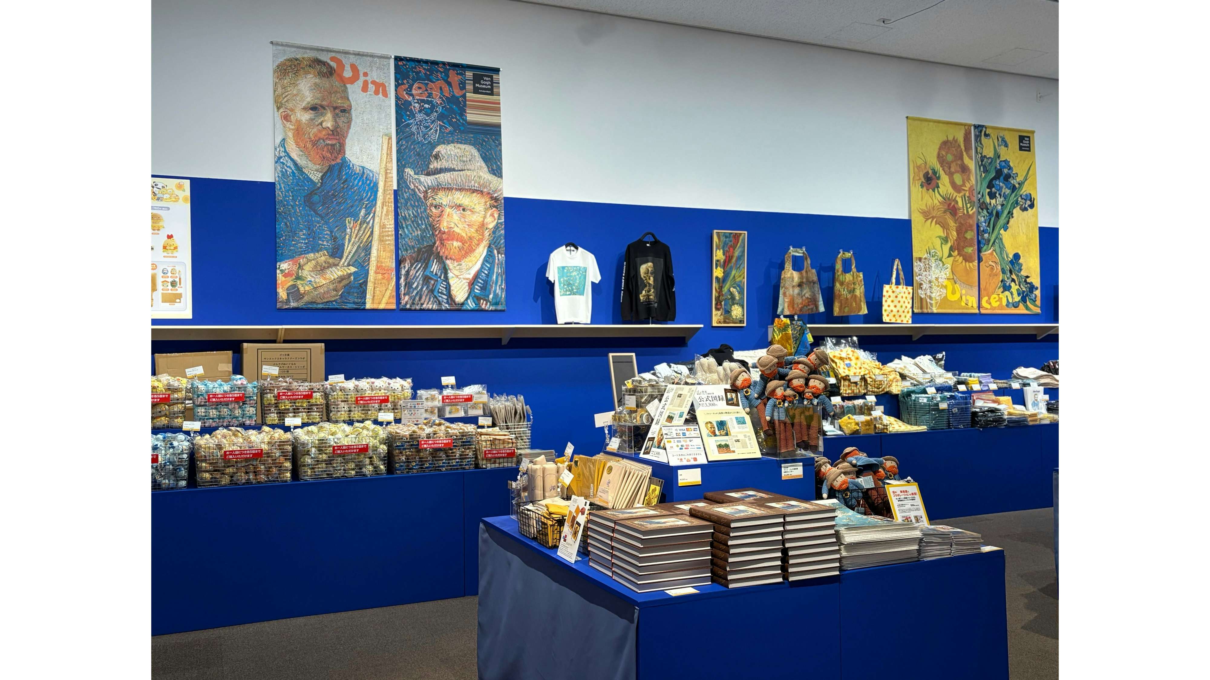 SMBCがアートに触れる場を創出。「SMBC ART HQ」の大林コレクション展で多様化する人間像を通覧する｜美術手帖